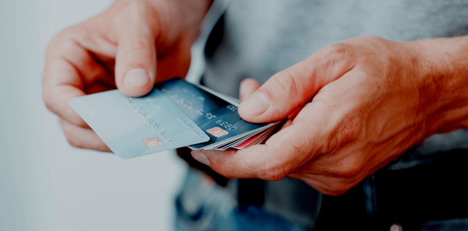 A guide to banking for immigrants in the U.S. | USAHello